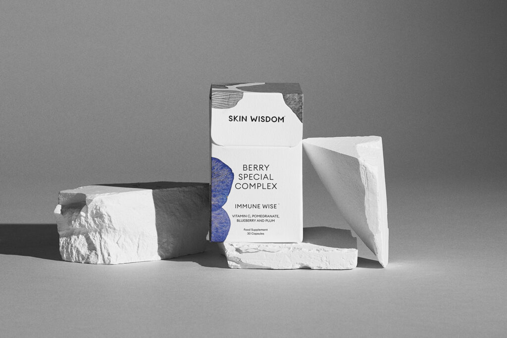 BERRY SPECIAL COMPLEX | Ingrid Raphael